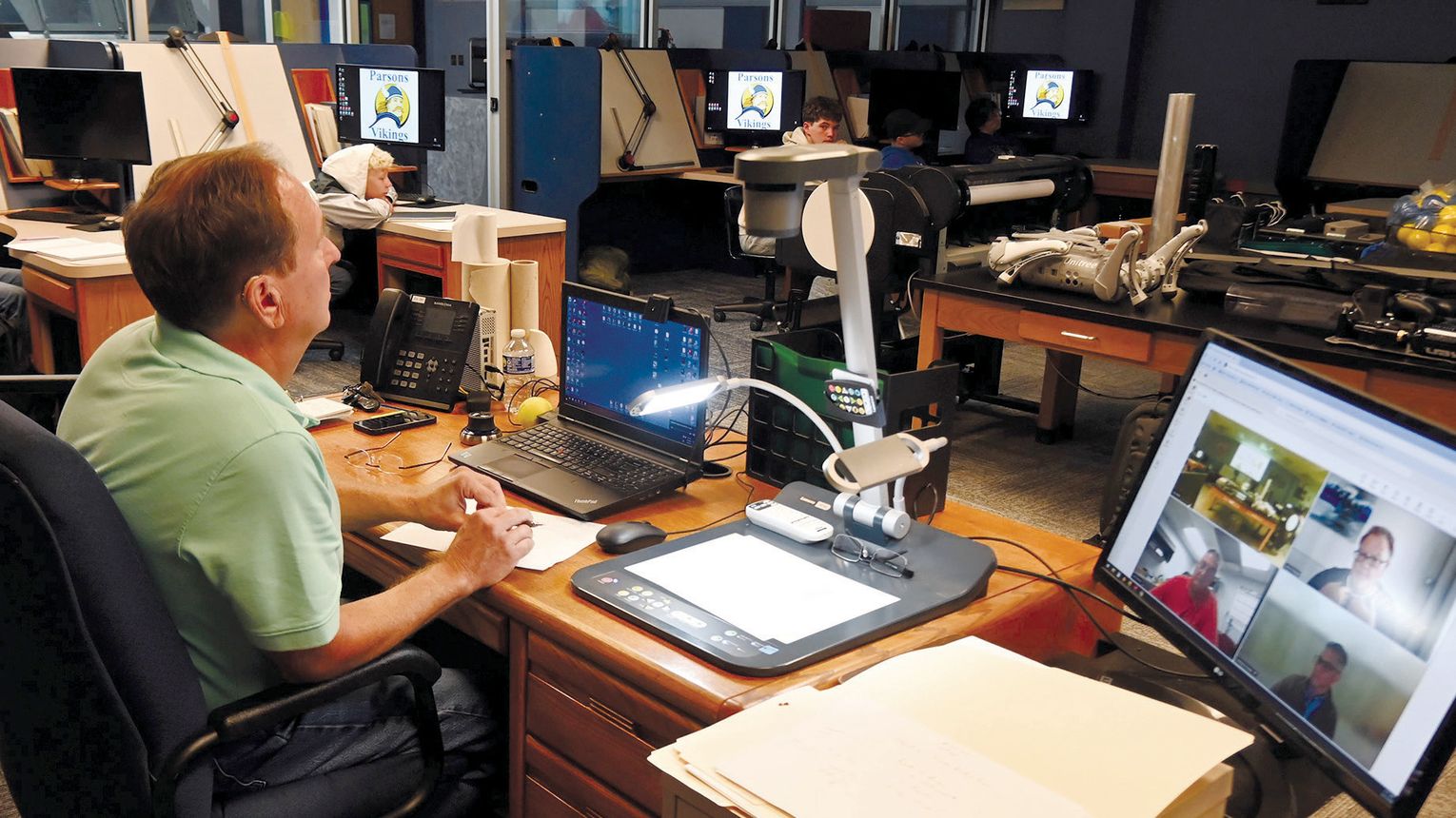 Magnum Systems allows PHS drafting students to watch how engineers move ...