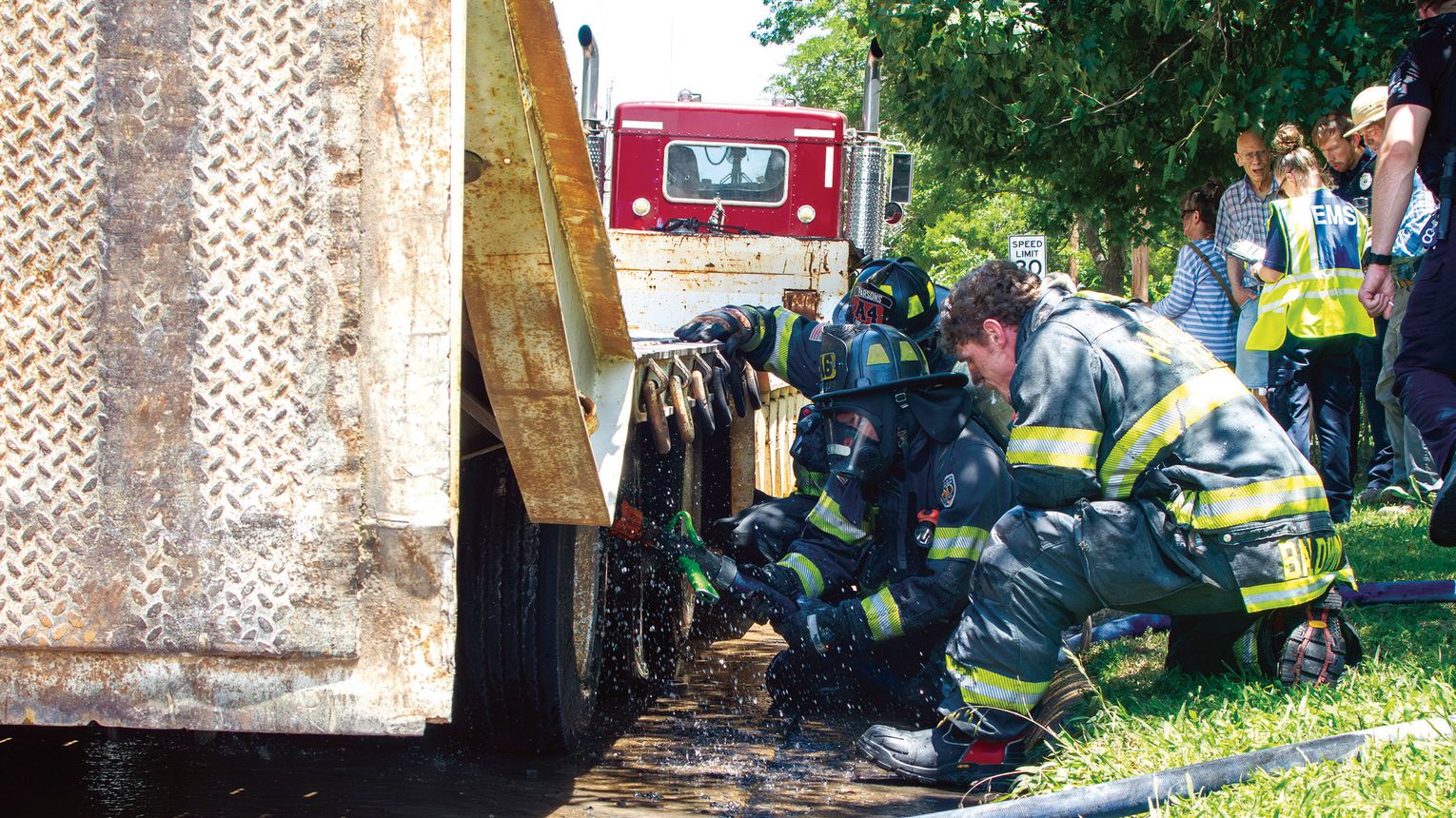 TIRES ON TRAILER CATCH FIRE